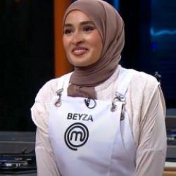 Masterchef'te ilk finalist belli oldu! Ceketin sahibi olan isim ...