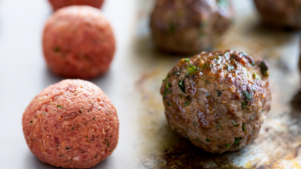 En kolay İsveç köftesi nasıl yapılır? Ikea İsveç köftesi yapımı - Yemek ...